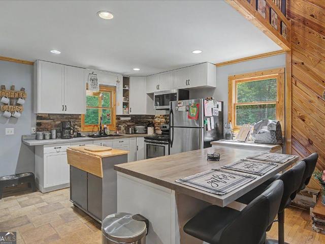 335 Dunn Road SE