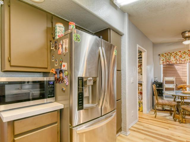 335 e beebe ave
