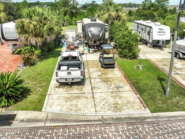 335 E Pass Lndg Unit 51, Carrabelle, FL 32322