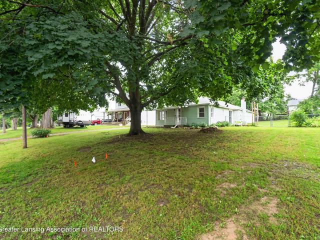 335 E Pearl Street
