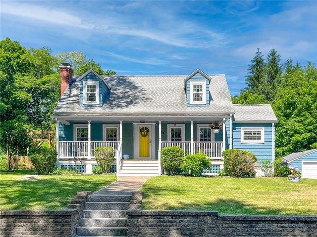 335 Eagle Peak Rd, Burrillville, RI 02859