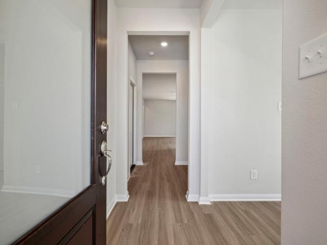 335 Kingston Way