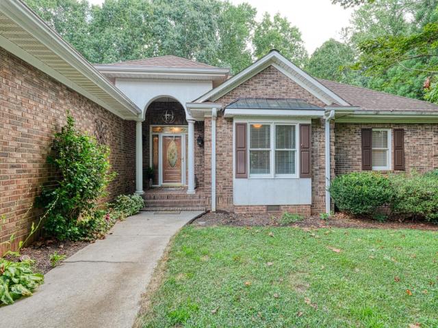 335 Hillcove Point, Wellford, SC 29385 | MLS #339007