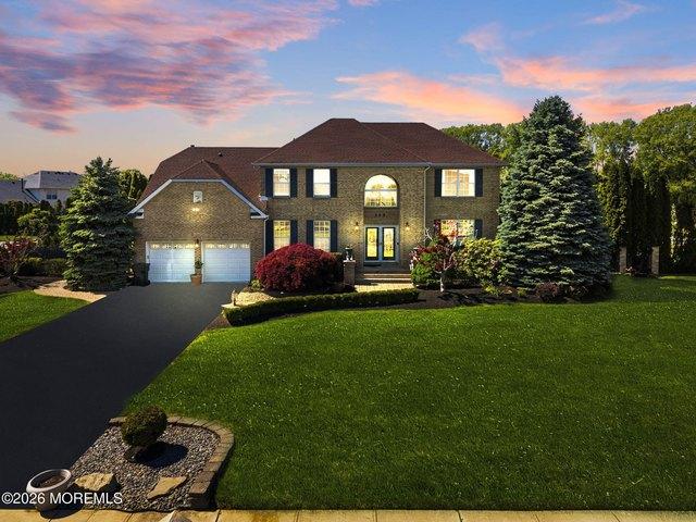 335 Hutchinson Dr, Freehold, NJ 07728