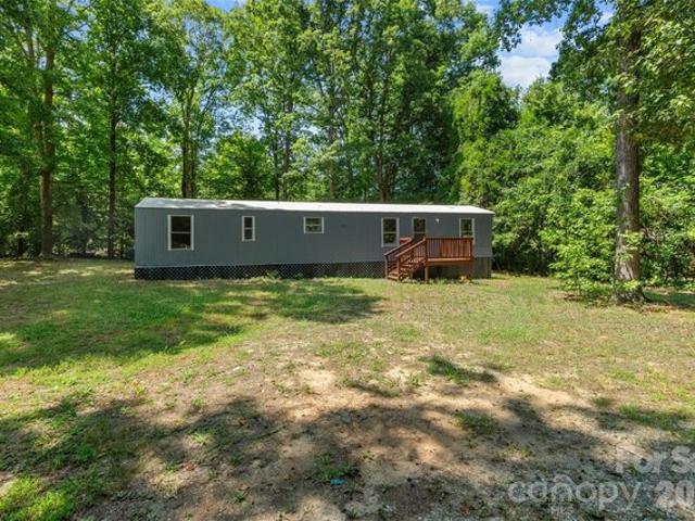 335 Lake Landing Dr, Salisbury, NC 28146