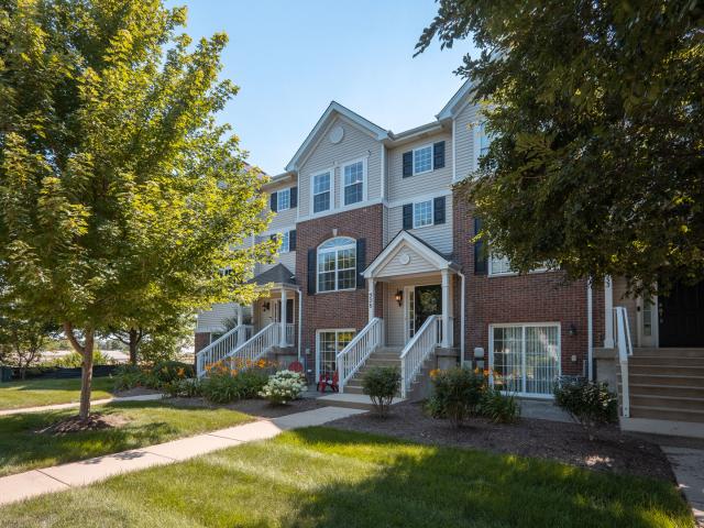 335 Lakeshore Drive