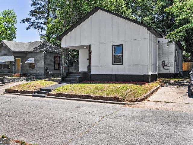 335 Lincoln Avenue