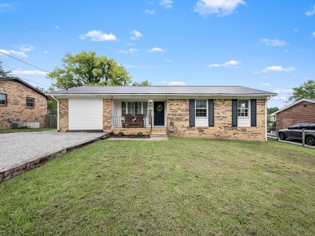 335 Maplewood Dr