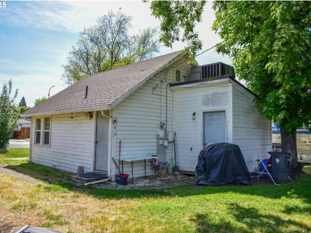 335 marie st