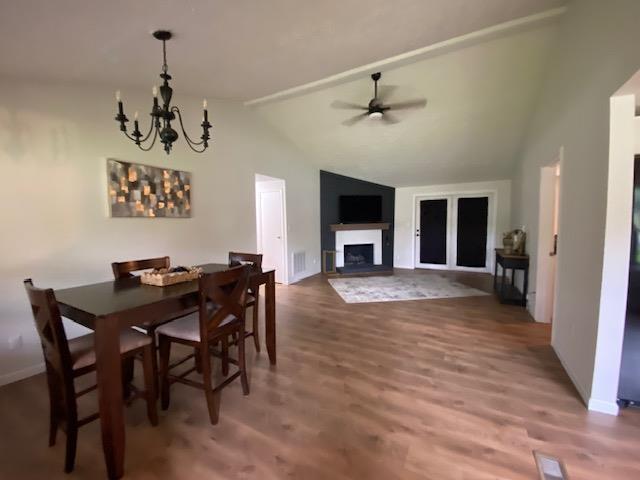 335 N 8th Street