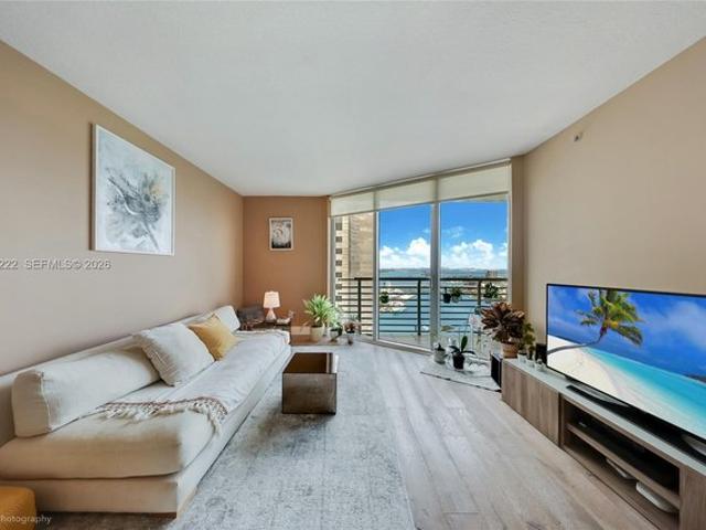 335 S Biscayne Blvd Apt 3110, Miami, FL 33131