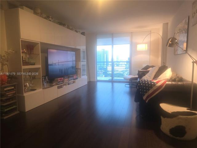 335 S Biscayne Blvd, Unit 3400, Miami, FL 33131 | MLS #A11961