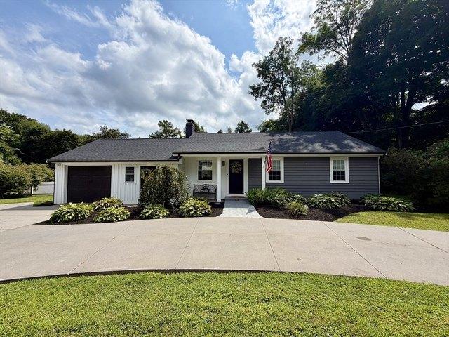 335 South St, Wrentham, MA 02093