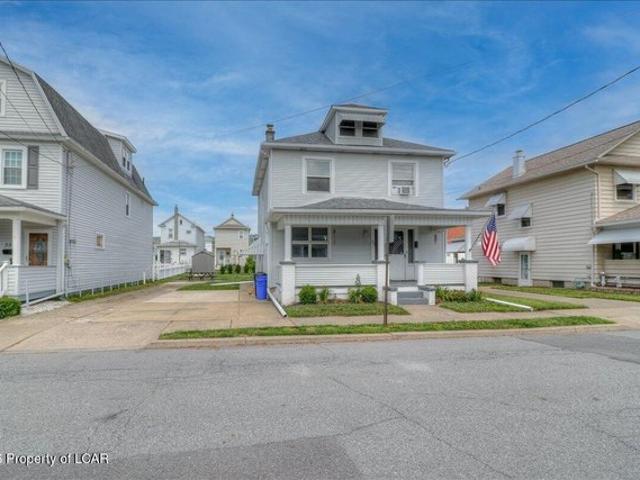 335 Phillips St, Hanover Township, PA 18706