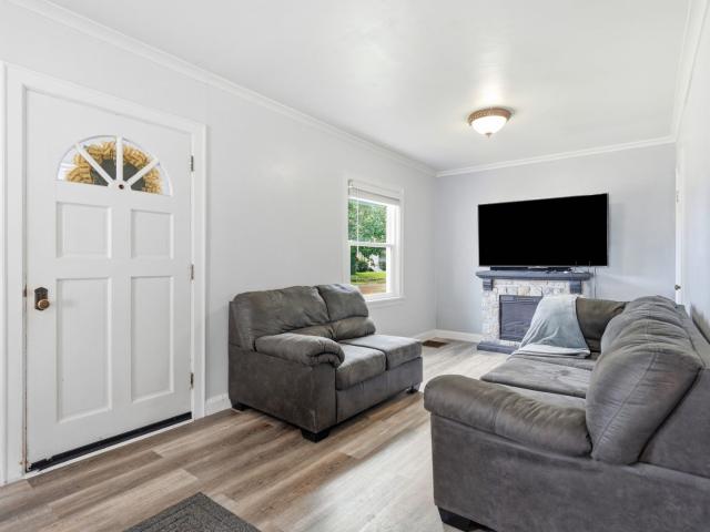 335 W 30th Street