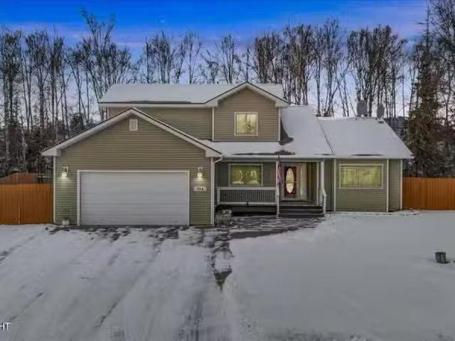 335 W GOLDENWOOD ST, WASILLA, AK 99654 Single Family Residence.