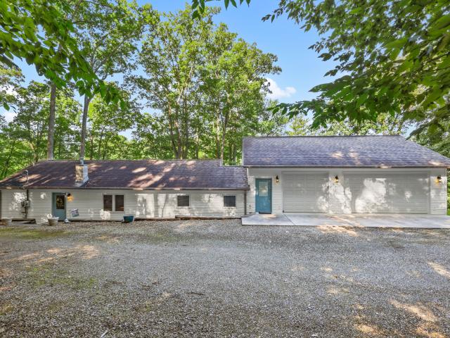 335 W Lakeview Drive