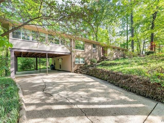 335 Woodridge Dr, Tuscaloosa, AL 35406