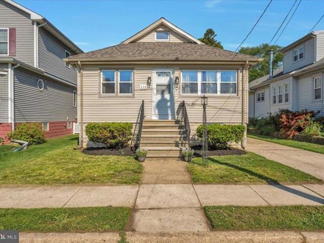 335 Walnut Ave, Gloucester City, NJ 08030