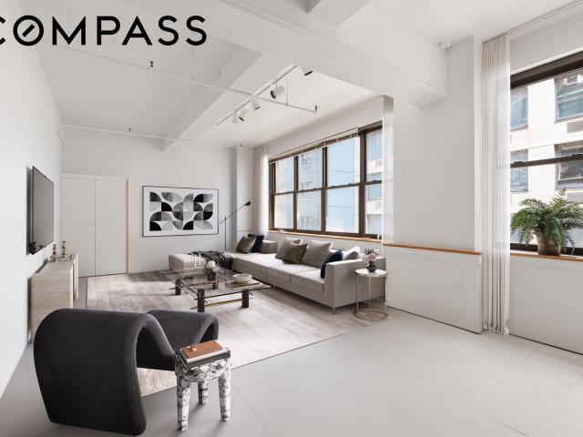 335 West 38th Street, New York, NY