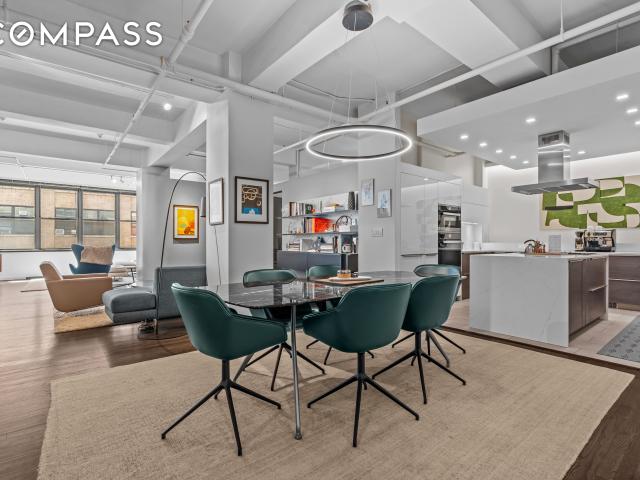 335 West 38th Street, New York, NY