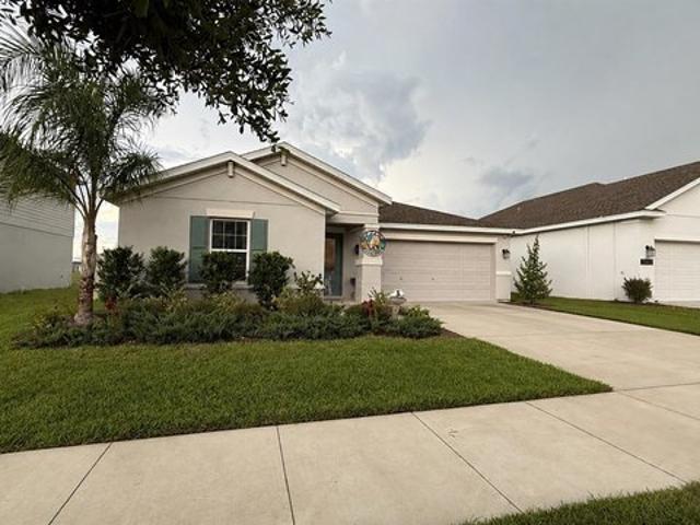 33647 Sky Blossom Cir, Leesburg, FL 34788