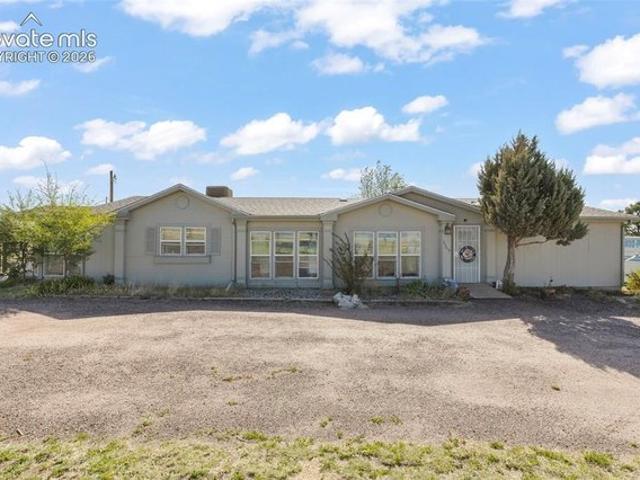 3365 Mockingbird Ln, Colorado Springs, CO 80929