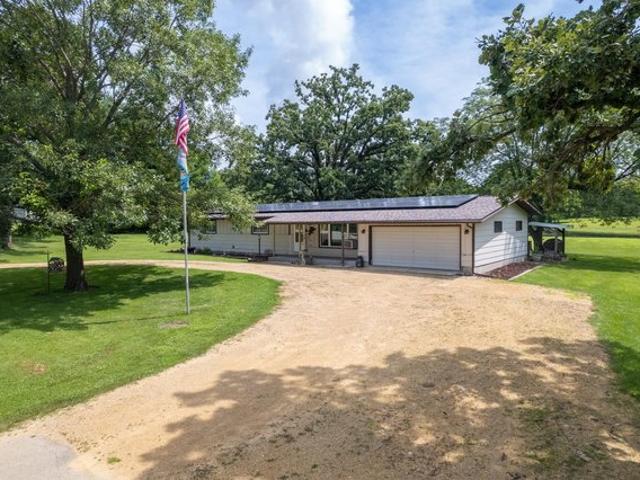 3365 N Blackhawk Rd, Oregon, IL 61061