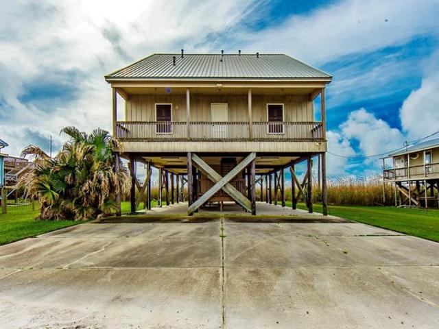 3365 Bayou Dularge Rd, Theriot, LA 70397