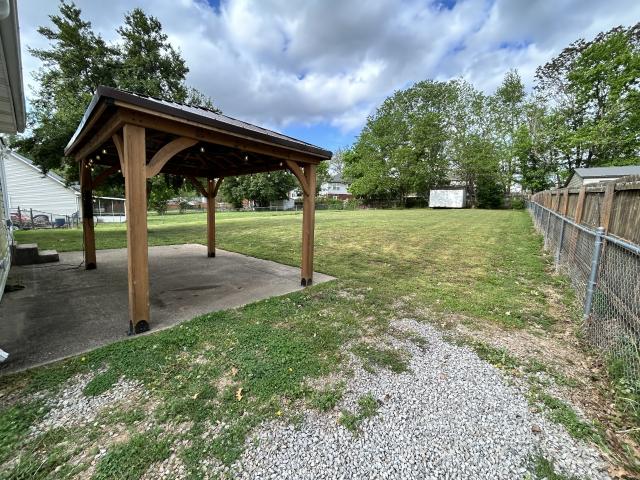 3365 Clearwater Dr