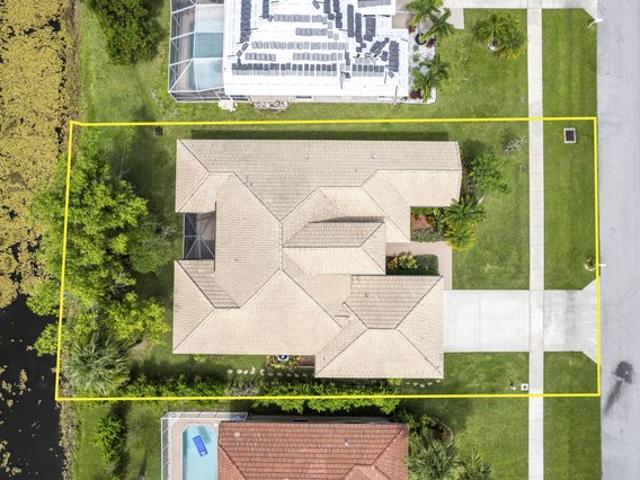 3366 Harness Cir, Wellington, FL 33449