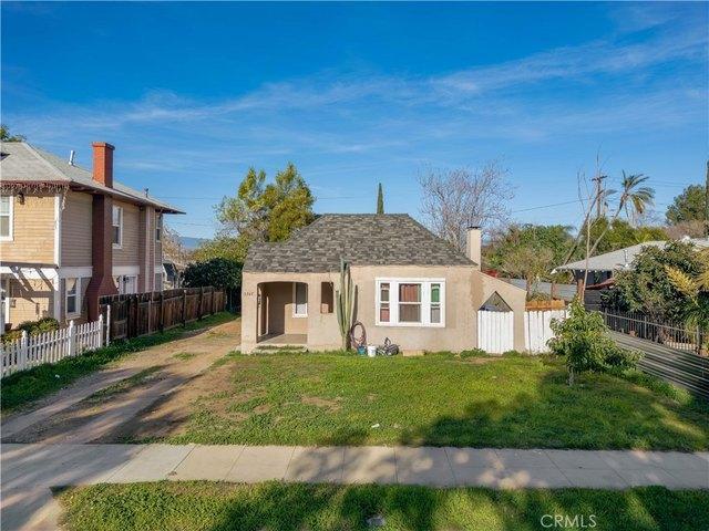 3367 Holding St, Riverside, CA 92501
