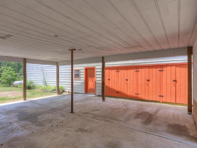 3367 Kapok Drive
