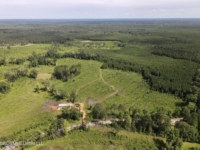 3368 Busy Corner Rd, Gloster, MS 39638