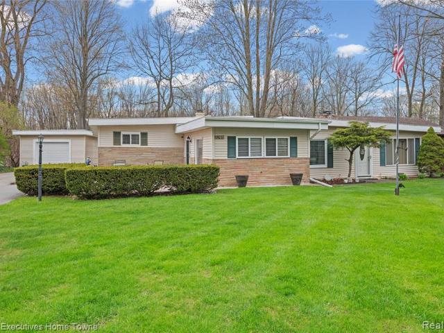 3368 Clyde Drive