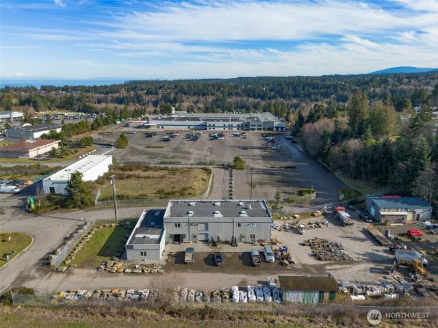 3368 E Highway 101