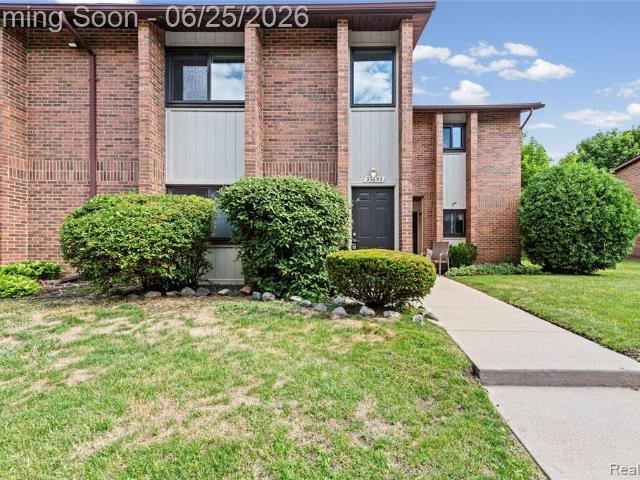 33693 Pondview Circle