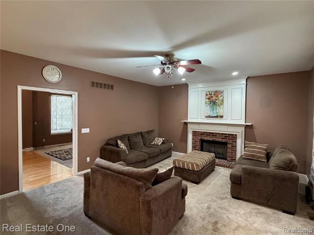 33693 Stonecrest Drive