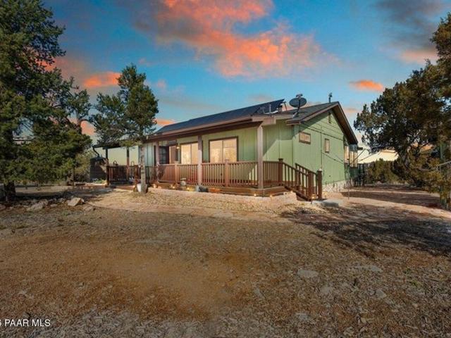 33694 W Gallina Rd, Seligman, AZ 86337