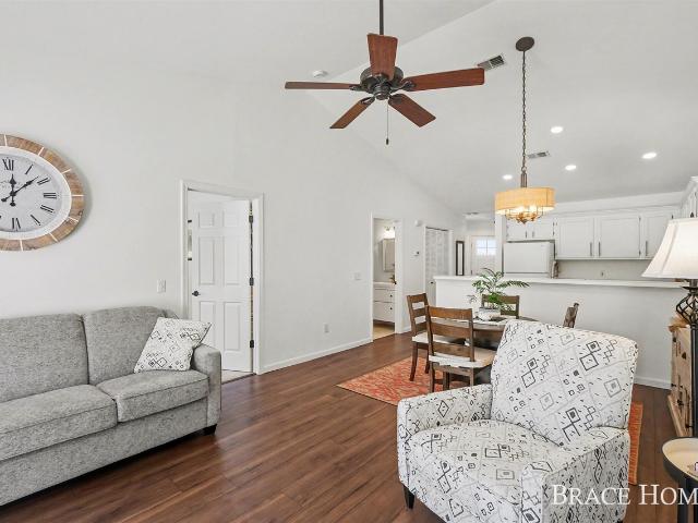 3369 Clear Vista Court