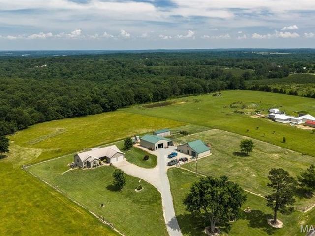 33606 State Highway HH, Patton, MO 63662