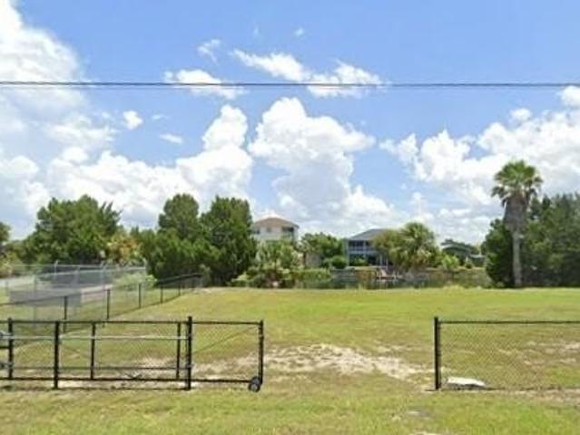 3360 Gardenia Dr, Hernando Beach, FL 34607
