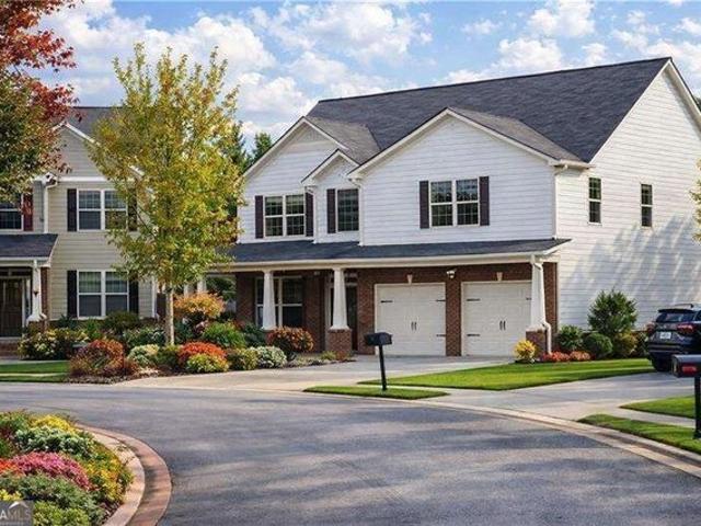 3360 Smith Ridge Trce, Peachtree Corners, GA 30071