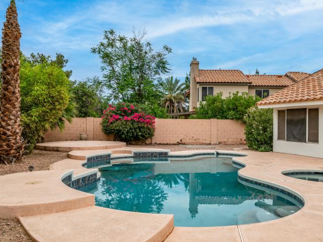 3360 w jasper drive