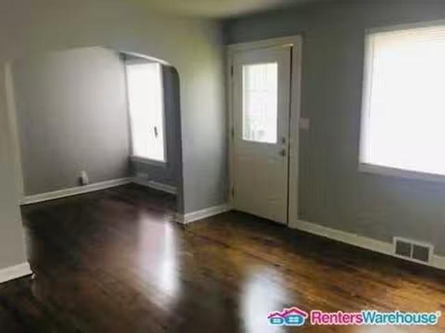 33610935 3710 N 36th St