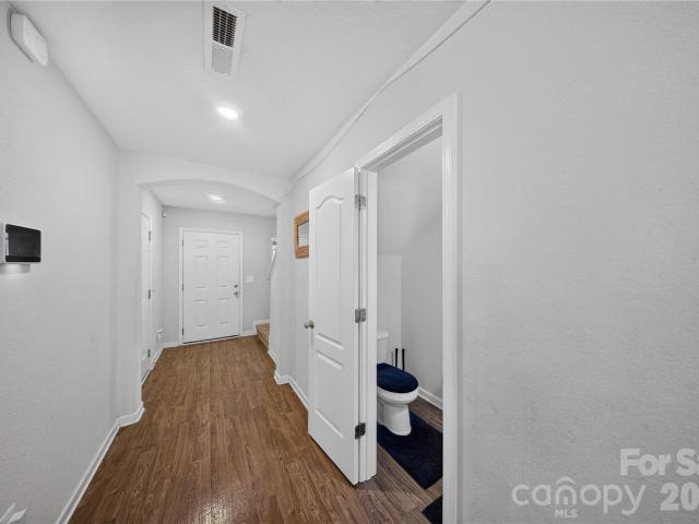 3361 Ellingford Road