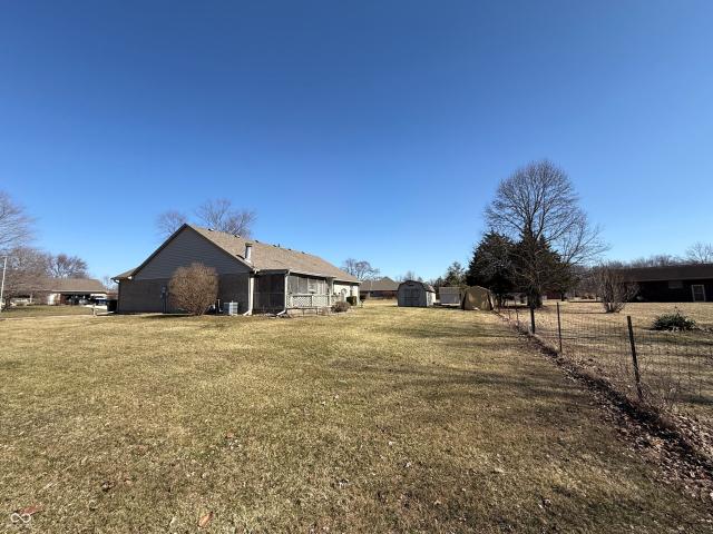 3361 W Hidden Lake Court