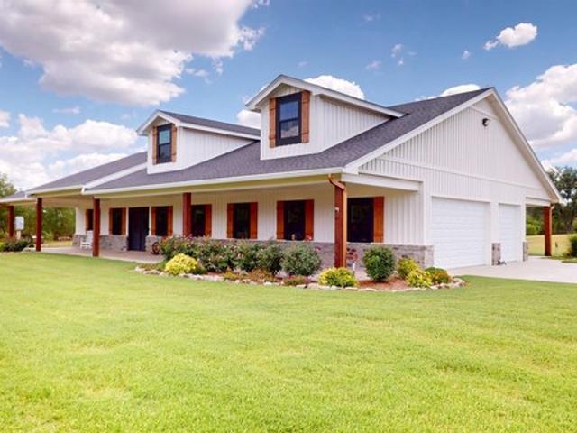 3361 8th St, Woodward, OK 73801