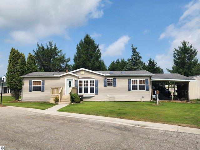3362 Lassie Dr, Alma, MI 48801