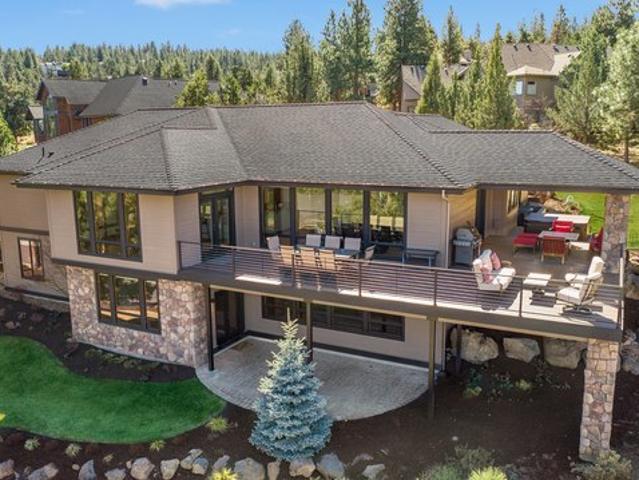3363 NW Starview Dr, Bend, OR 97703